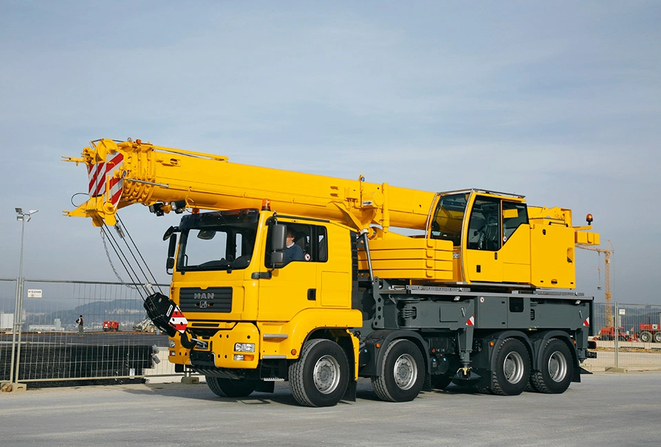 TRUCK MOUNTED CRANE IN SAUDI ARABIA - Starcom Company Limited